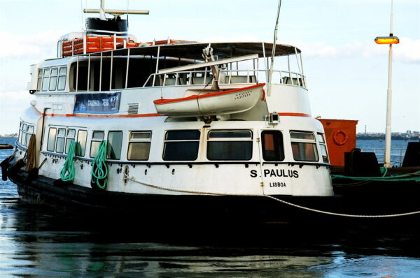 Lisbon Ferries: A Guide Tailored for Tourists