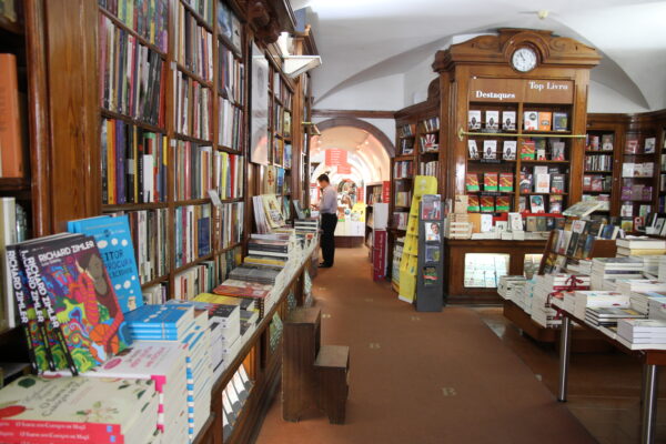 8 Public Libraries in Lisbon: A Visitor Guide