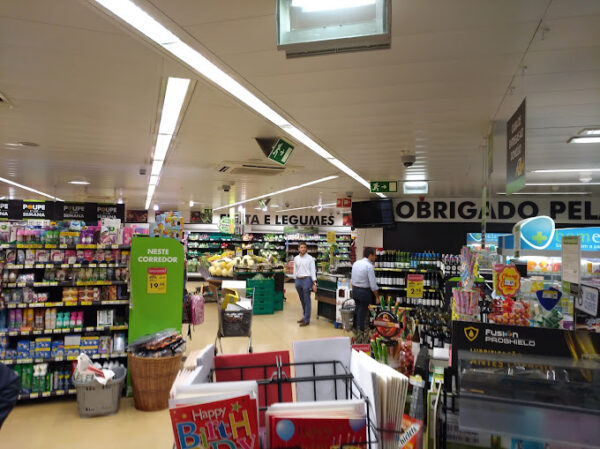 20 Best Supermarkets in Lisbon: Tourist Guide 2025