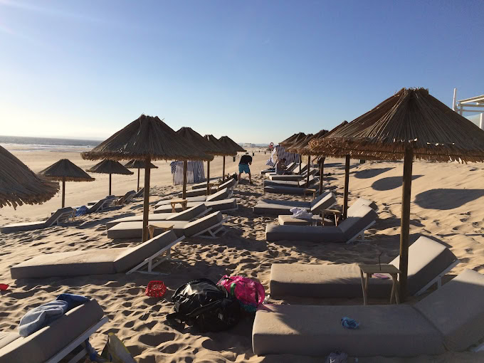 Discover Costa da Caparica in 2025 (Full Travel Guide)