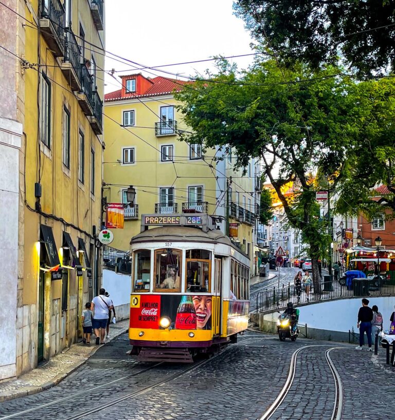 Lisbon to Obidos Via Train, Bus, or Car in 2025